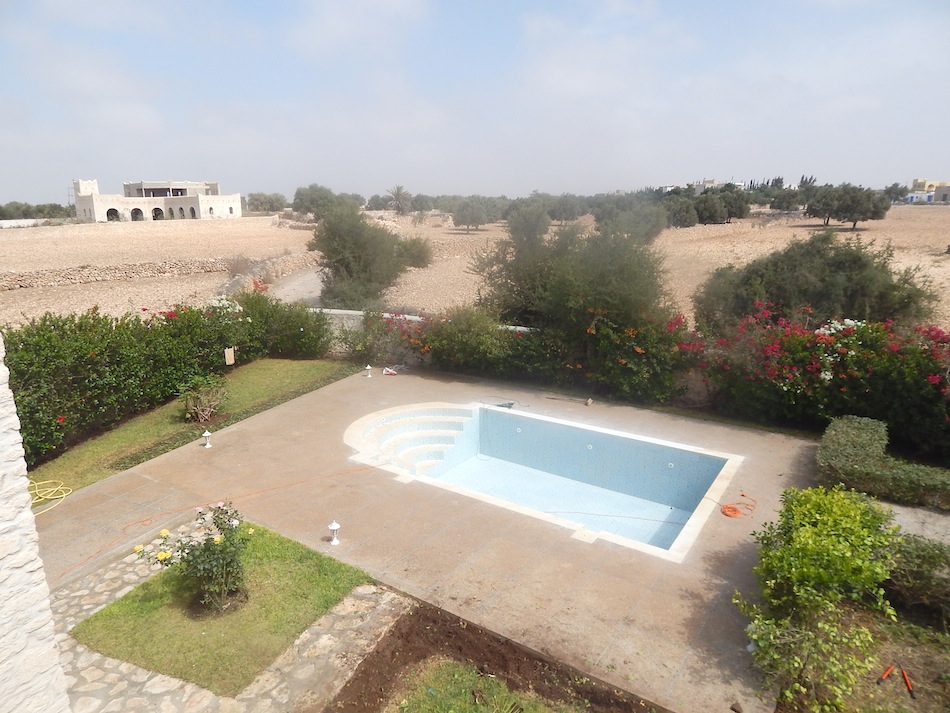 Villa a la campagne avec piscine et un beau jardin - Karimo Immobilier